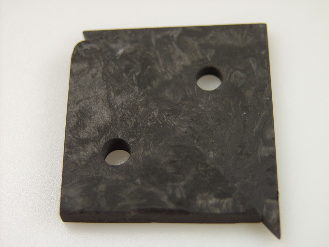 GLA061-3 - MaterialDistrict