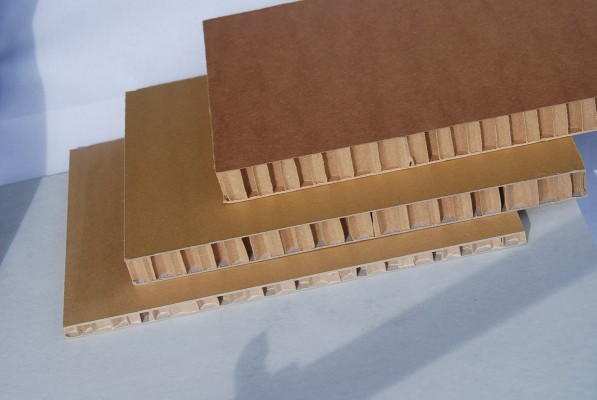 BeeBoard - MaterialDistrict