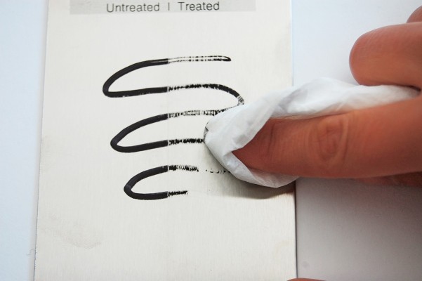 Hydrophobic & Oleophobic Coatings - MaterialDistrict