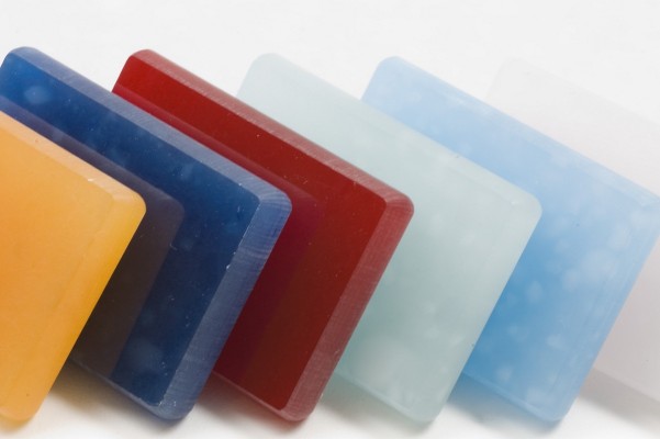 Avonite Glass Series - MaterialDistrict