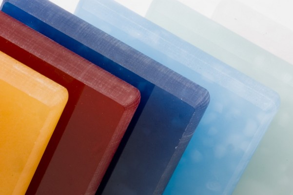 Avonite Glass Series - MaterialDistrict