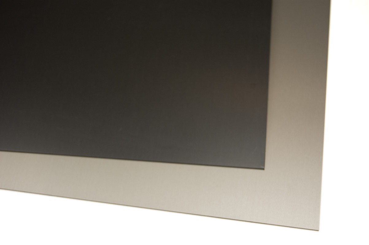 MET218-7 - MaterialDistrict