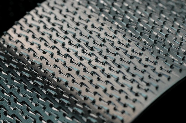 GRIP Metal - MaterialDistrict