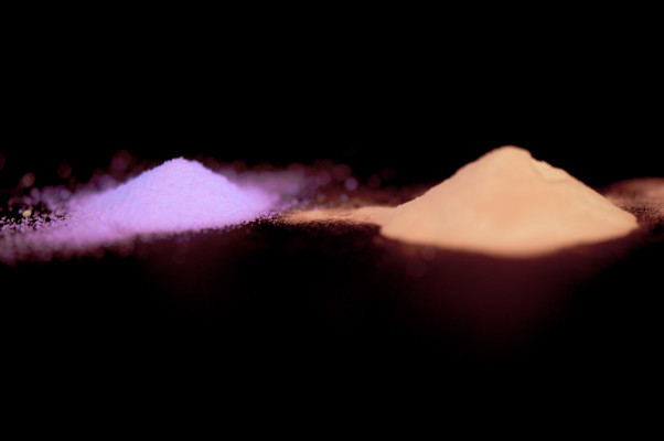 AGT Glow Sand - MaterialDistrict