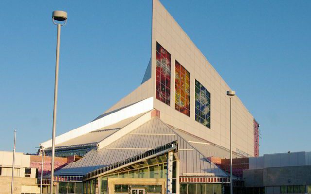 Solar-powered church - MaterialDistrict