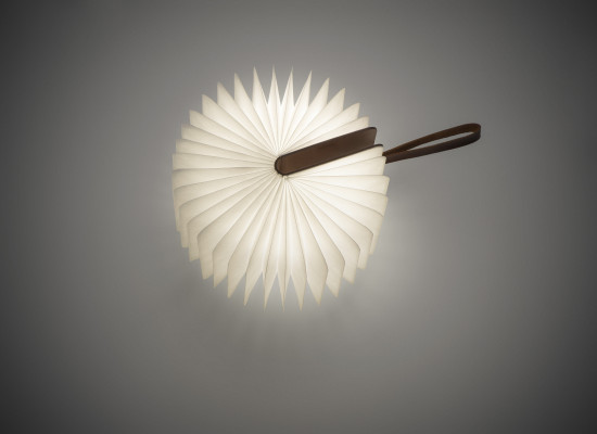 Unfolding light - MaterialDistrict