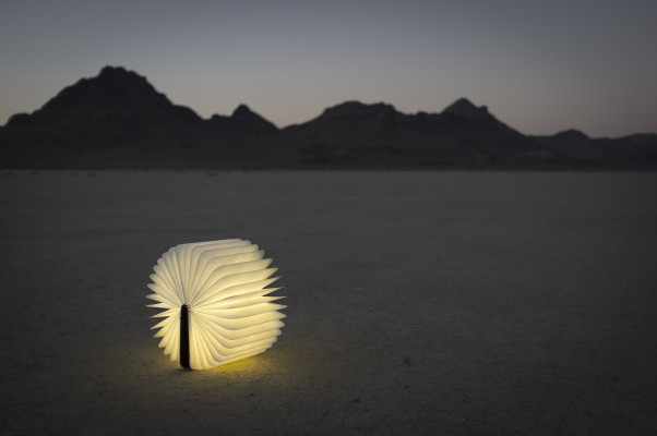 Unfolding light - MaterialDistrict