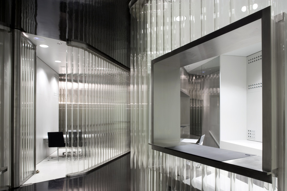 GLA243-8 - MaterialDistrict