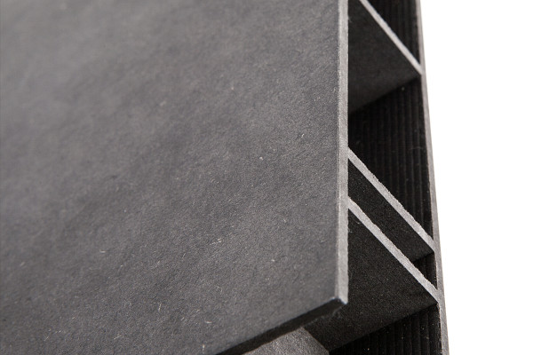 Greenpanel Negro - MaterialDistrict