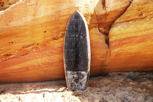 Eco-surfboard made from recycled cardboard - MaterialDistrict