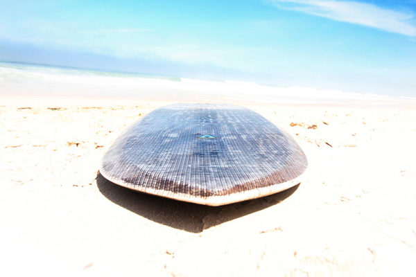 Eco-surfboard made from recycled cardboard - MaterialDistrict