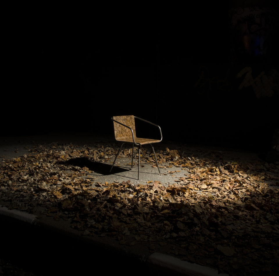 Beleaf: a chair made from fallen leaves - MaterialDistrict
