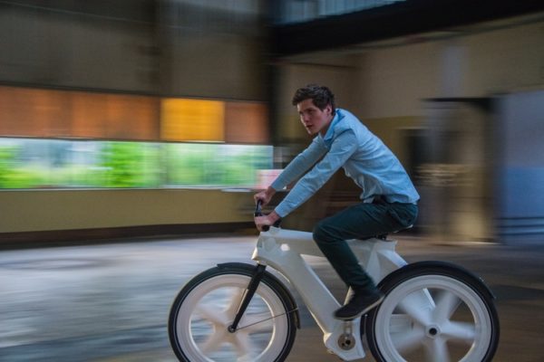 Dutchfiets: a bicycle made from recyclable plastic - MaterialDistrict