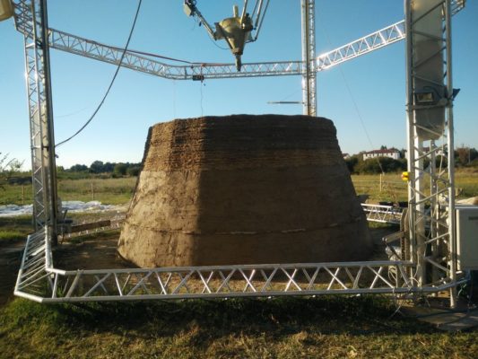 A muddy future: 3D printing a mud hut - MaterialDistrict