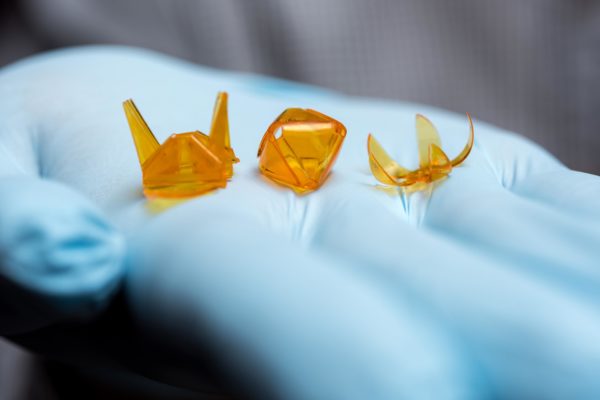 Self-folding origami from photocurable polymers leaves your hands free ...