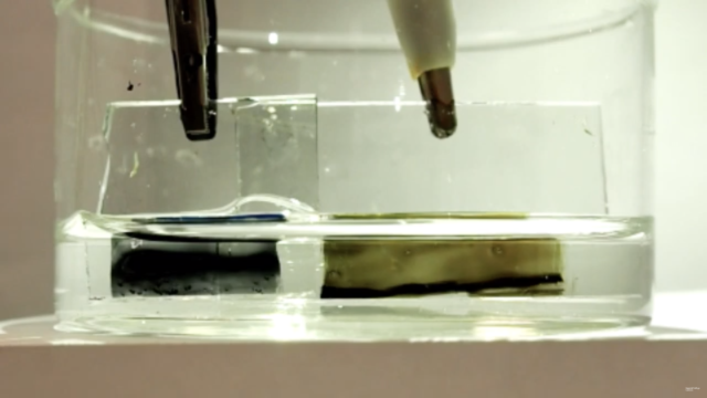 Non-toxic salt water battery can charge in seconds - MaterialDistrict