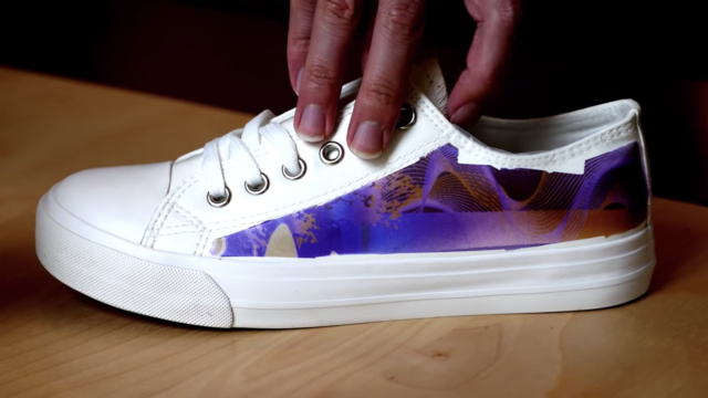 Objects changing colours like a chameleon - MaterialDistrict