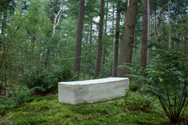 A living coffin made of mycelium - MaterialDistrict