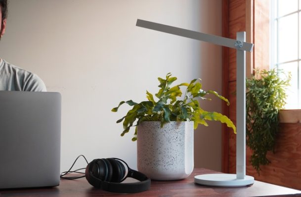 A ceramic planter made with biochar to trap carbon - MaterialDistrict