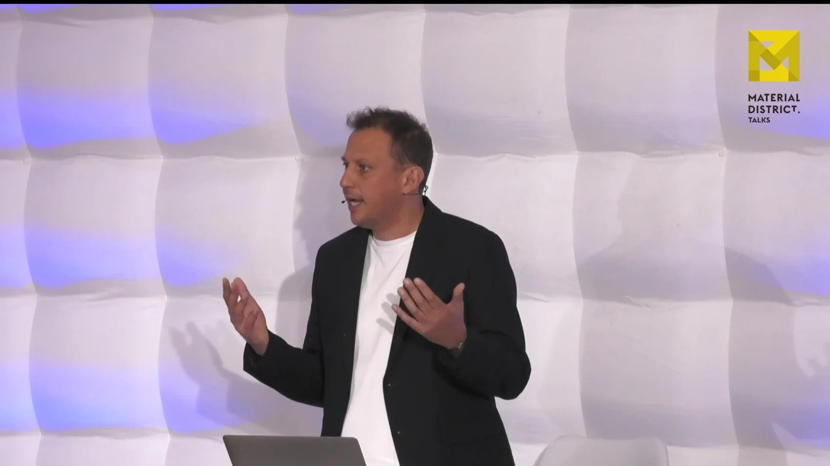 Reinier Bosch - Creating a new material language for solar facades ...