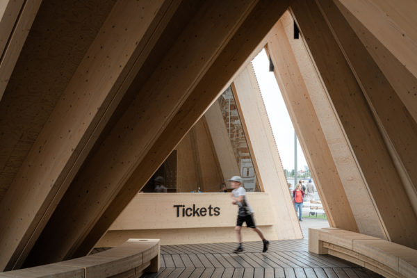 A wooden circular pavilion - MaterialDistrict