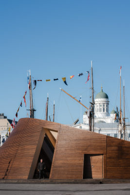 A wooden circular pavilion - MaterialDistrict