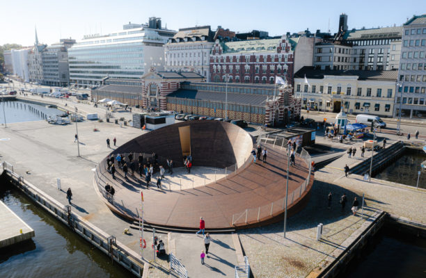 A wooden circular pavilion - MaterialDistrict