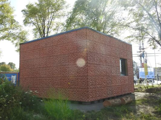 A nature-inclusive façade made of biocomposite - MaterialDistrict