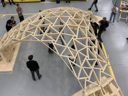 A lightweight freeform timber gridshell - MaterialDistrict
