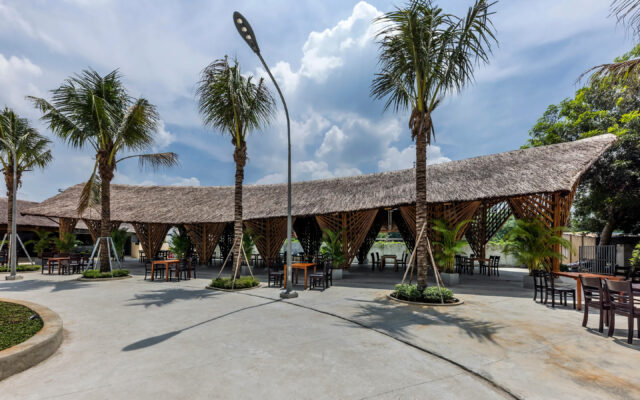 A dining hall made of bamboo - MaterialDistrict