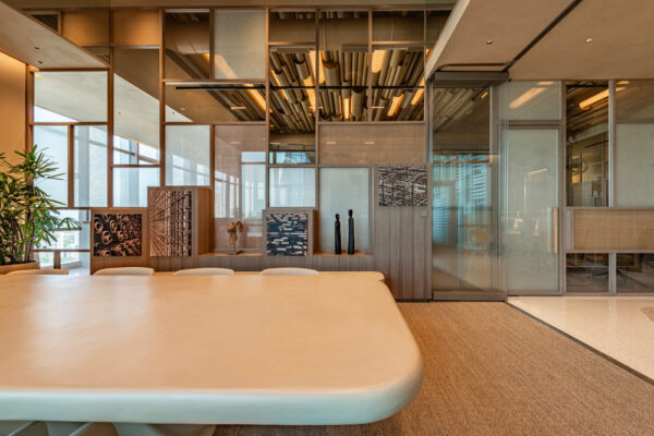 A ceiling made of paper tubes - MaterialDistrict