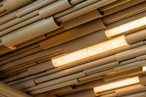A ceiling made of paper tubes - MaterialDistrict