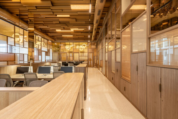 A ceiling made of paper tubes - MaterialDistrict