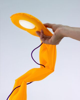 An inflatable table lamp - MaterialDistrict