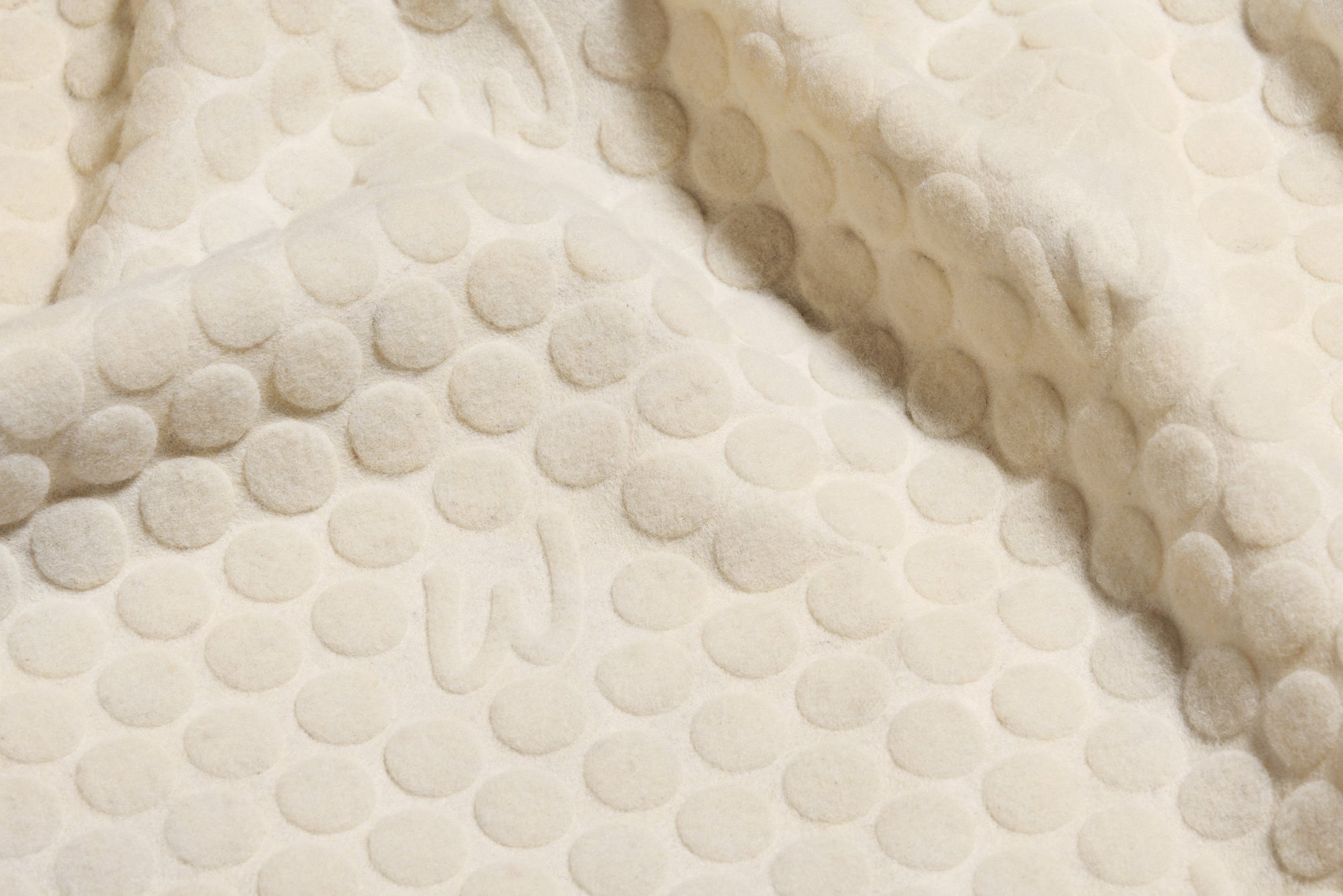 Woola wool packaging - MaterialDistrict