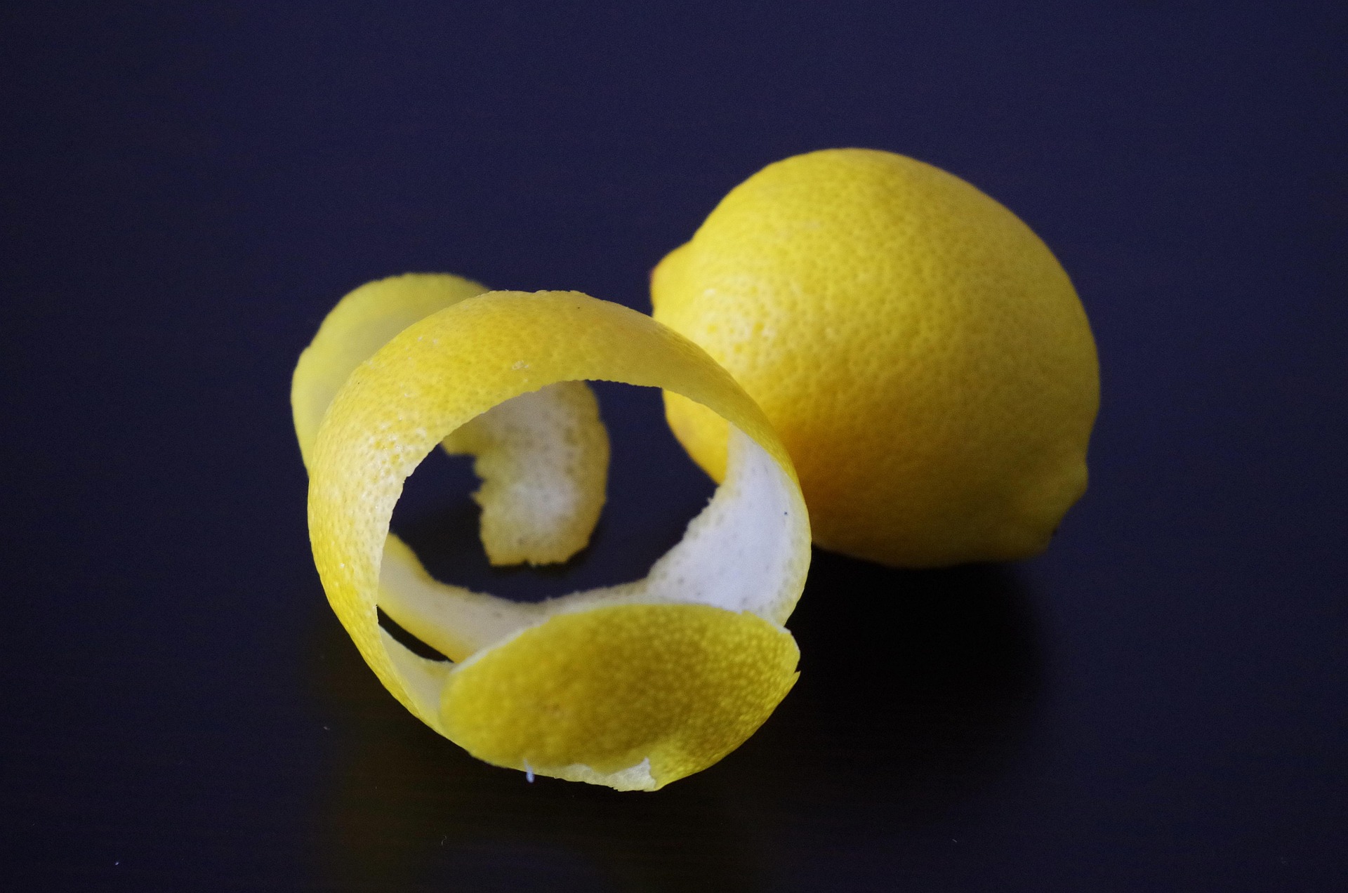 Lemon Peel Waste Turned Into Bio-Based Textile Filaments - MaterialDistrict